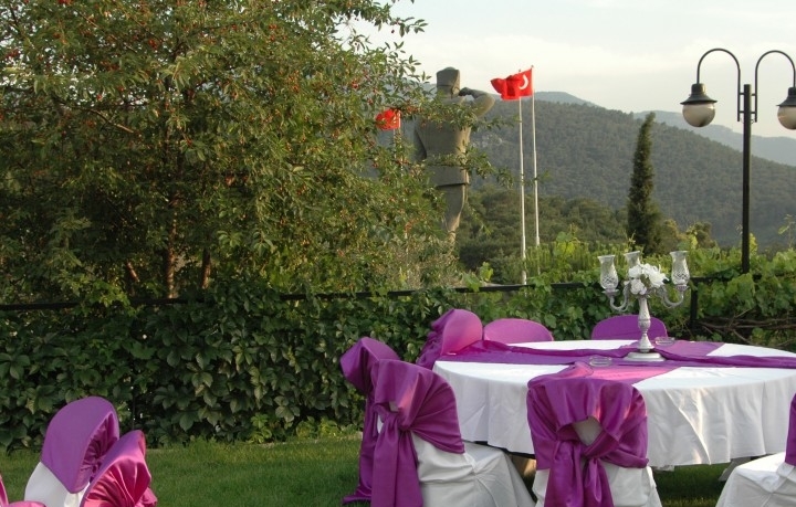 Keyf-i Sefa Restaurant - İzmir Kır Düğünü Fiyatları - DüğünYardımcısı