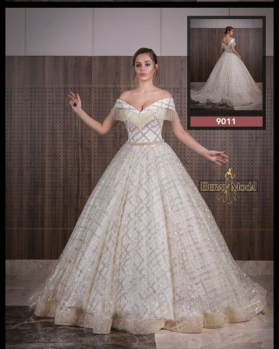 Beray Moda - İzmir Gelinlik Fiyatları - DüğünYardımcısı.com