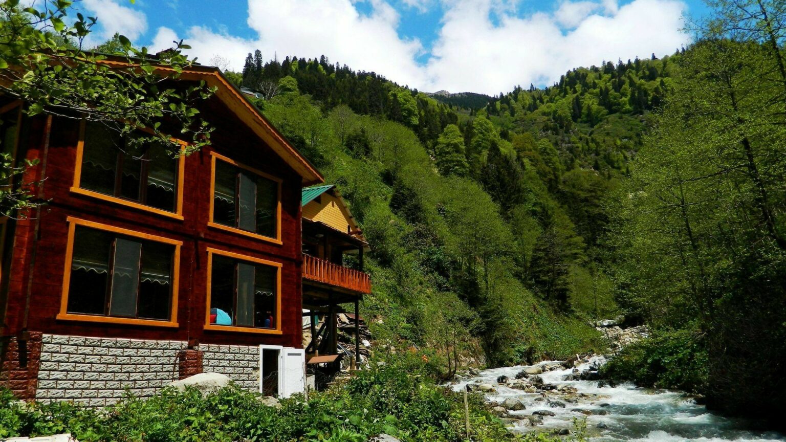 Karadeniz Bungalov Evleri Balayı Önerileri - Fiyatları - DüğünYardımcısı